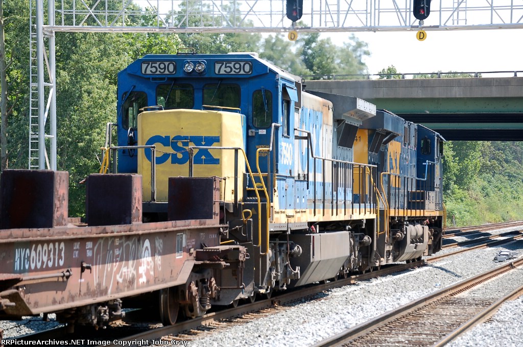 CSXT 7590 (C40-8) & CSXT 5341 (ES44DC)